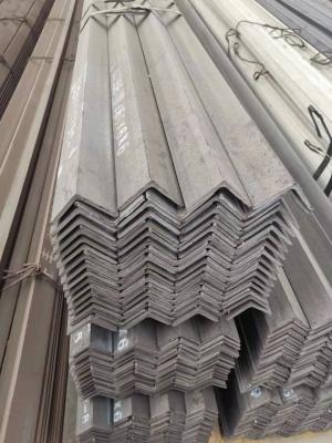 China Q235B SS400 Carbon Steel Angle Bar 100*100*6mm 6m Length for Structural Construction for sale