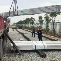 China Hot Rolled Stainless Steel Angle Bar with Bright Surface in 30*30-100*100mm Sizes for Structural Applications for sale