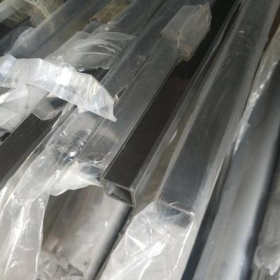 China Bright Polished 201 304 316L Stainless Steel Square Pipe Tube with OD 6-114mm for sale