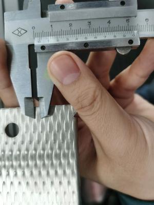 China SS304 316L Stainless Steel Checkered Plate Hot Rolled Anti-Slip Surface for Industrial Use for sale