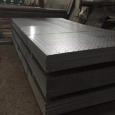 China Hot Rolled Stainless Steel Checkered Plate with Checkered Surface and Customizable Sizes for sale
