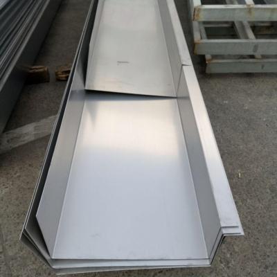 China 201 304 Stainless Steel Rain Water Gutter with Cold Rolled Bright Surface for Roof Drainage for sale