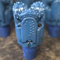 China 5.5 Inch IADC637 Horizontal Directional Drilling Tricone Rock Drill Bit For Hard Formation for sale