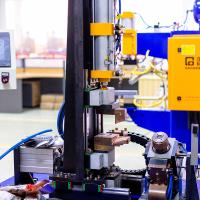 China Automatic Resistance Welding Machine for Metal Fan Blade Assembly for sale