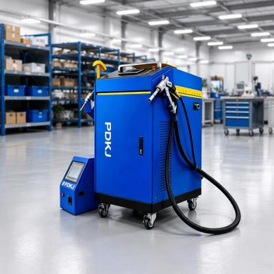 China Water Cooled Handheld Fiber Laser Welding Machine for Stainless Steel for sale