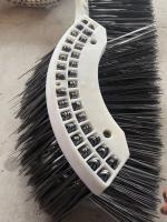 China 31 Holes 35 Holes Gutter Brooms For Elgin Pelican Vehicle Pelican Machine Brush for sale