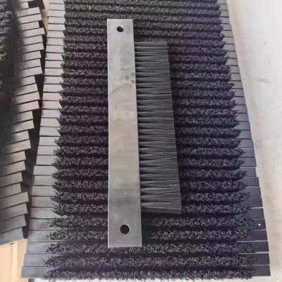 China Industrial Aluminum Alloy Base Nylon Bristles Plate For Cleaning And Derusting for sale