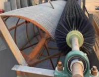 China Large shaped brush roller processing and cleaning for sale
