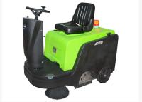 China High Efficiency Driving Type Industrial Floor Sweeper Machine 5.5 M2 Filter Surface for sale