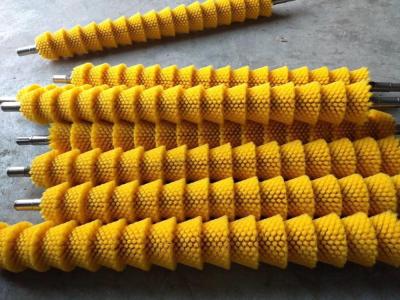 China Hard Plastic Nylon Rotating Eggs Cleaning Industrial Roller Brush for sale
