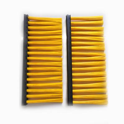 China Airport Runway Sweeping Brush Strip Machine Schmidt Sweeper Brush for sale