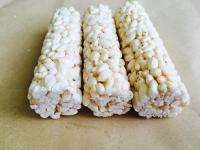 China Energy Cereal Bar Forming Machine 2cm Thickness 300kg/hr Output for sale