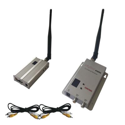 China 1.2Ghz 2500mW Mini FPV Transmitter and Receiver Wireless Image Sender 8 Channels for sale