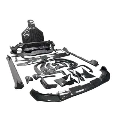 China Modified And Upgraded BMW XM Body Kit Dry Carbon Body Kit Front Lip Tuyere for sale