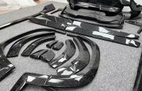 China Modified And Upgraded BMW XM Body Kit Dry Carbon Body Kit Front Lip Tuyere for sale