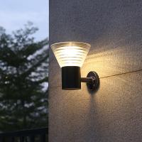 China IP65 Waterproof Circular Table Shape Solar Wall Light 5W for Residential Applications for sale