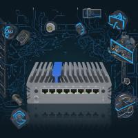 China Compact 8 LAN Firewall Appliance Core Ultra 7 155U For Cyber Security for sale
