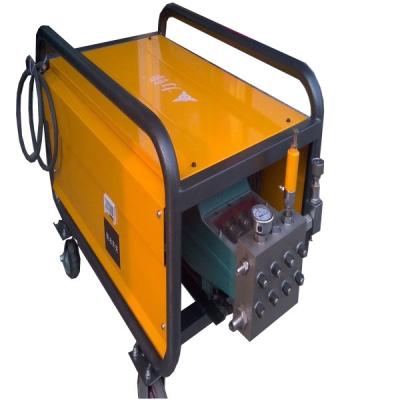 China 5.6L/ Min 10000 Psi Hydraulic Pipeline Pressure Testing Pump Hydro Test Pump for sale