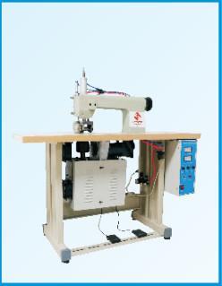China LESITE Ultrasonic Stitching Machine 1.5-2.5KW 0-20m/min for Filter Bag Cutting and Sewing for sale