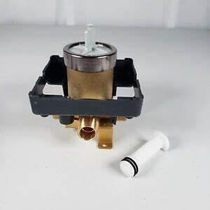 China 1/2'' NPT Shower Rough In Valve R10000 Unbx  Valve Equivalent for sale