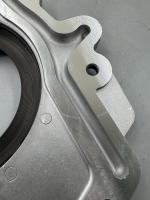 China High-quality crankshaft rear oil seal aluminum 6420100314 suitable for Mercedes 642 for sale
