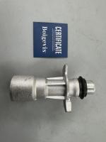 China Original quality aluminum water pipe fitting LR028136 for Land Rover for sale