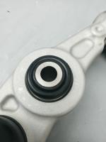 China Original quality front lower straight arm L 205 3306301 for Benz for sale