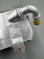 China Hot selling oil cooler 94610728130 for Porsche Macan Germany for sale