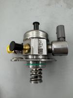 China Genuine quality fuel pump 06B 127 025 A for C7 1.8T for sale