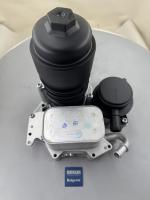 China High quality oil filter housing assembly 059 115 397 AJ for Q7 for sale