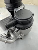 China High quality oil filter housing assembly 059 115 397 AJ for Q7 for sale