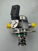 China High quality fuel pump 2560701100 for Benz M256/3.0T for sale