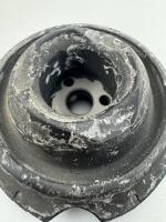 China One-stop shopping front shock absorber cap 7L0 412 327 A for FAW Audi Q7 for sale