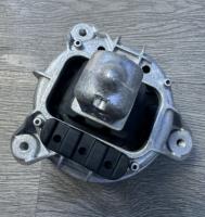 China High-quality engine mount L 22 11 6777365 for BMW N52 for sale