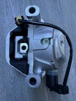 China High-quality engine bracket R electric 4G0 199 381 LD for C7 / Phaeton / 2.0T for sale