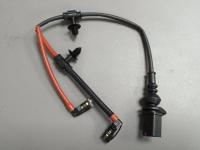 China Best-selling brake alarm wire 4M0 615 121 D for Audi RSQ8 for sale