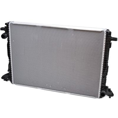 China High-quality water tank 4M0121251M for imported Audi Q8 for sale