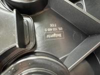 China Original quality valve cover 05L103469C for Tiguan for sale