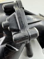 China Hot selling thermostat assembly 2702000315. for Mercedes Benz 270 for sale