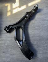 China Original quality left front lower right control arm 7L0407151H for Touareg for sale