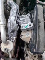 China High selling Left Front Engine Mount A4472410413 for Mercedes Benz V Class  and  Vito  and  Viano 447601 for sale