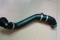 China High quality water tank pipe LR016320 for Land Rover for sale