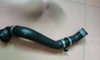 China High quality water tank pipe LR016320 for Land Rover for sale