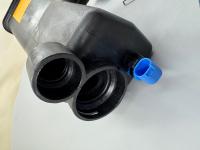 China One stop shopping auxiliary water tank reservoir 17117573751 for BMW for sale