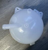 China BOIGEVIS High Quality Water Reservoir 1K0121407A for Audi for sale