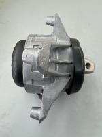 China BOIGEVIS High Quality Engine Mounts 1672405400 for Benz for sale