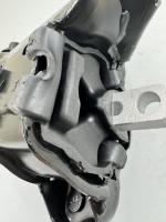China One Stop Purchase Rubber Metal Mount  6Q0199555AF for Polo for sale