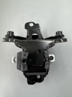 China One Stop Purchase Rubber Metal Mount  6Q0199555AF for Polo for sale