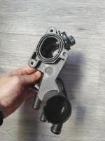 China Original Quality Thermostat Assembly 032121111N for Polo for sale