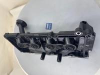 China Original Quality Valve Cover 04L103469E for Magotan for sale